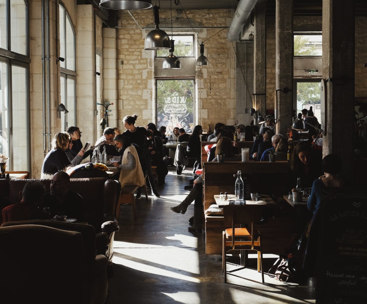 6 Ideas for Small Restaurant Designs to put a big smile on your ...