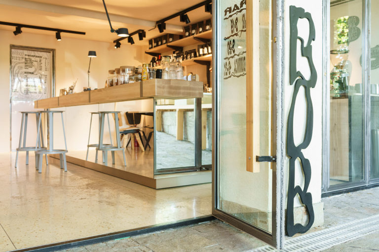 The 114 Best Restaurant Names (+Cafe and Bar Names) to Inspire You ...